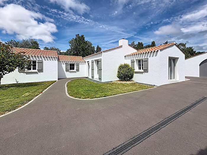 Châteauneuf : Maison 4 pièces à vendre