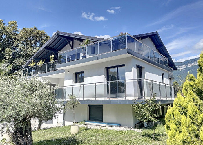 Appartement à vendre - Drumettaz-Clarafond - 4 pièces - 3 chambres