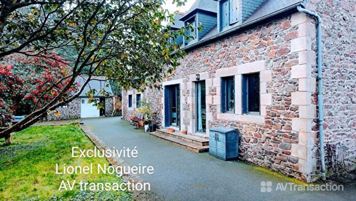 Maison à vendre - Lantic - 6 pièces - 4 chambres