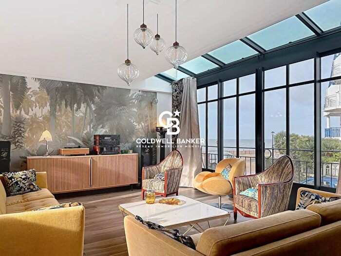 Maison à vendre - Châtelaillon-Plage - 7 pièces - 4 chambres