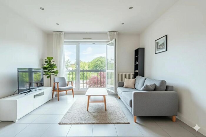 Appartement à vendre - Troyes, Charmilles - 3 pièces - 2 chambres