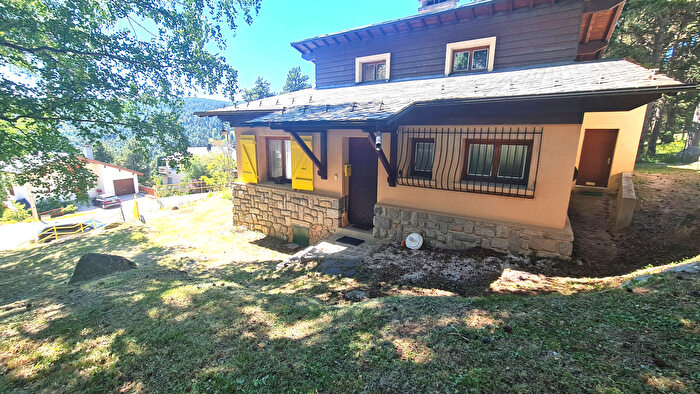Maison 5 pièces à Font-Romeu-Odeillo-Via, à vendre