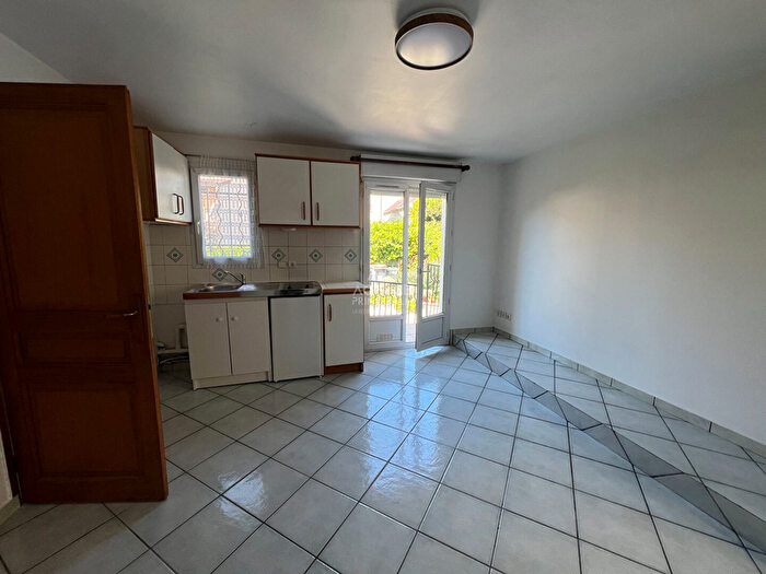 Appartement à louer - Houilles, Le Réveil-Matin - 1 pièce