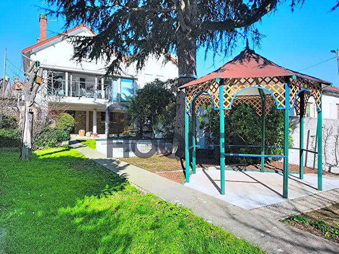 Maison à vendre - Vitry-sur-Seine, Le Fort - 6 pièces - 4 chambres