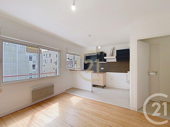 Appartement à louer - Saint-Nazaire, Centre-ville, Ville-Port, Petit Maroc - 2 pièces - 1 chambre