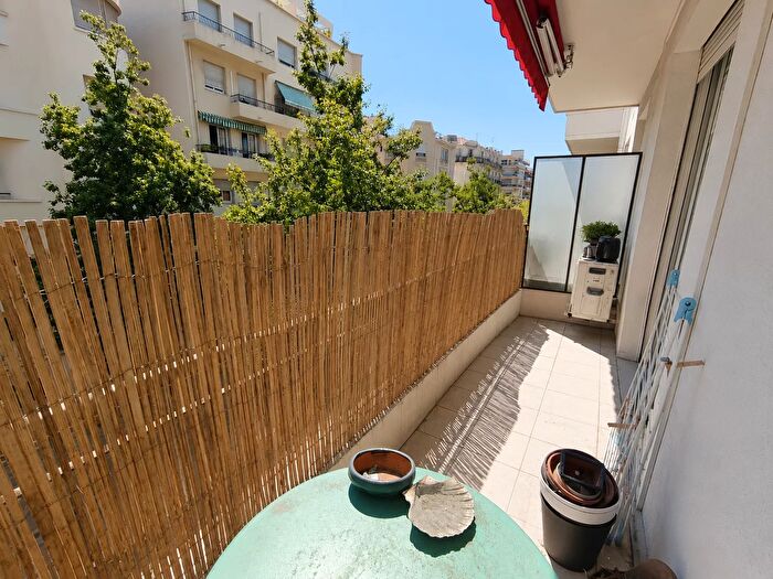 Appartement 2 pièces à Nice, Saint-Sylvestre, à vendre