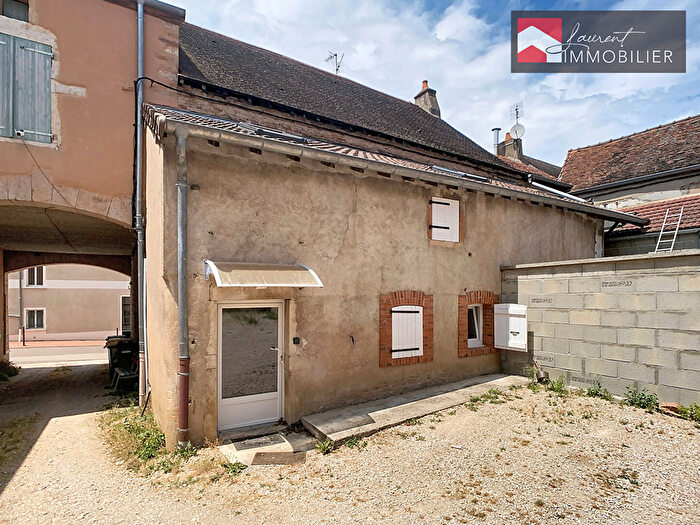Nanton : Maison 2 pièces à louer
