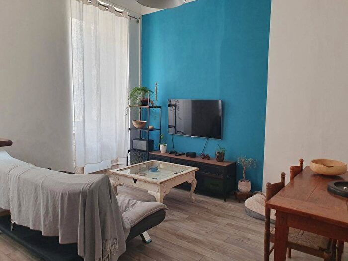 Appartement à louer - Aups - 2 pièces - 1 chambre