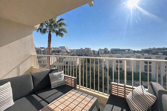 Appartement 1 pièce à vendre - Saint-Laurent-du-Var, Bord de Mer, Port de Plaisance