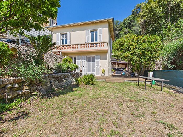 Maison 4 pièces à vendre à Menton, Hôtel de Ville, Vieille Ville, Musée, Madone, Carnolès