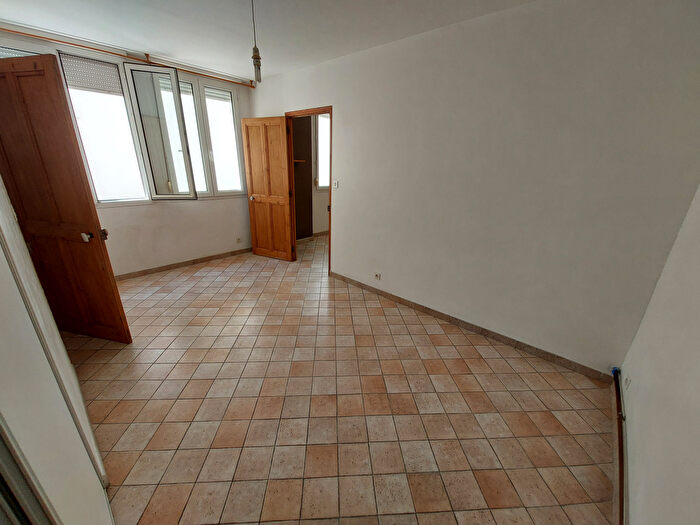 Appartement à louer - Avignon, Palais des Papes, Zone Piétonne - 2 pièces - 1 chambre