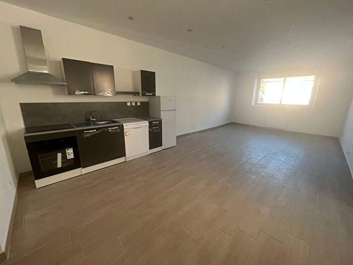 Appartement à louer - Luxeuil-les-Bains - 1 pièce - 1 chambre