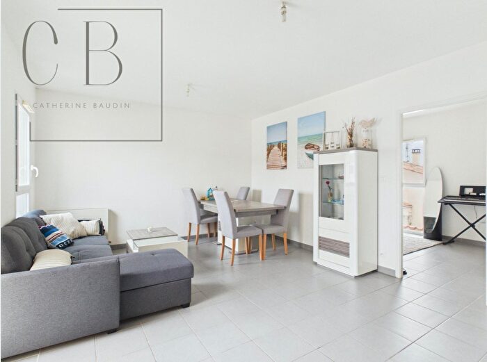 Appartement à vendre - Périgny - 2 pièces - 1 chambre