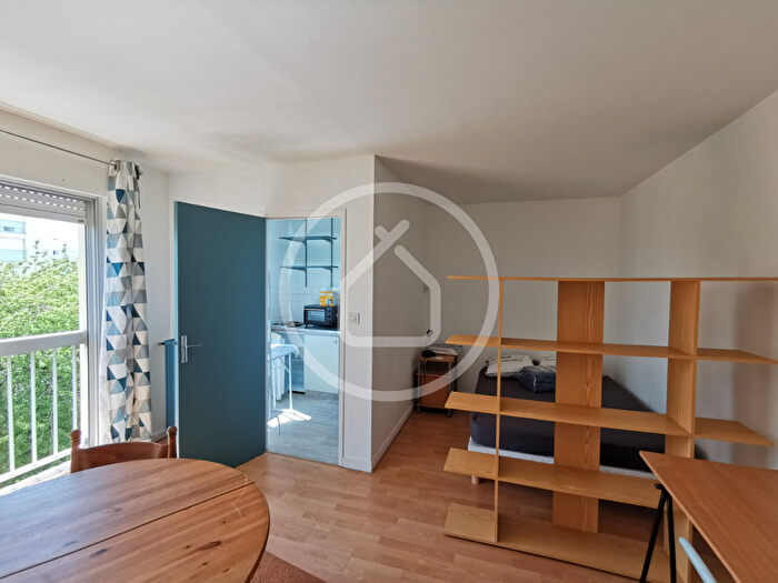 Appartement à louer - Nantes, Eraudière, La Marrière, Rond-point de Paris - 1 pièce