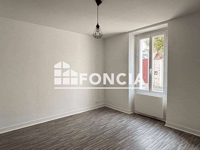 Appartement à louer - Centre Ville, Étampes - 1 pièce