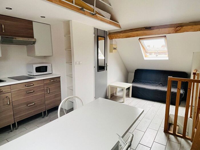 Appartement 1 pièce à Amiens, à louer