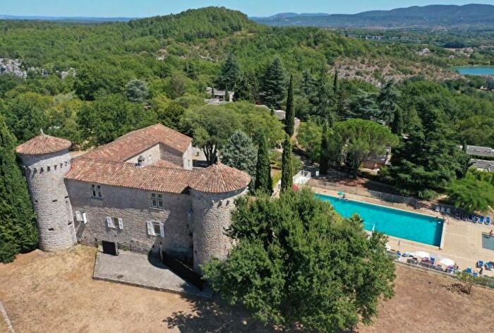 Appartement 2 pièces à Berrias-et-Casteljau, à vendre