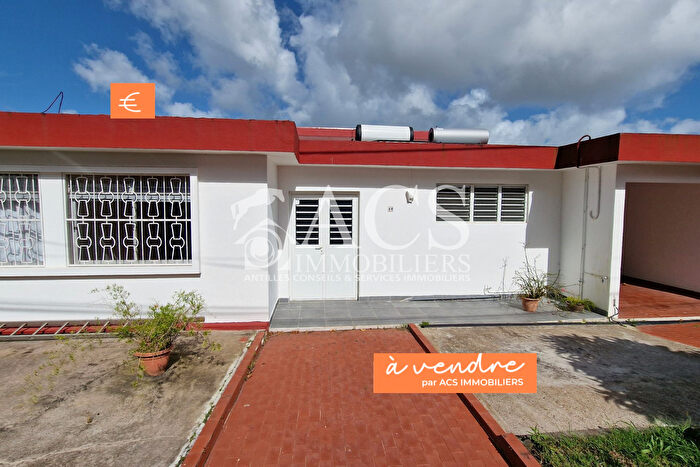 Maison à vendre - Fort-de-France - 11 pièces - 8 chambres