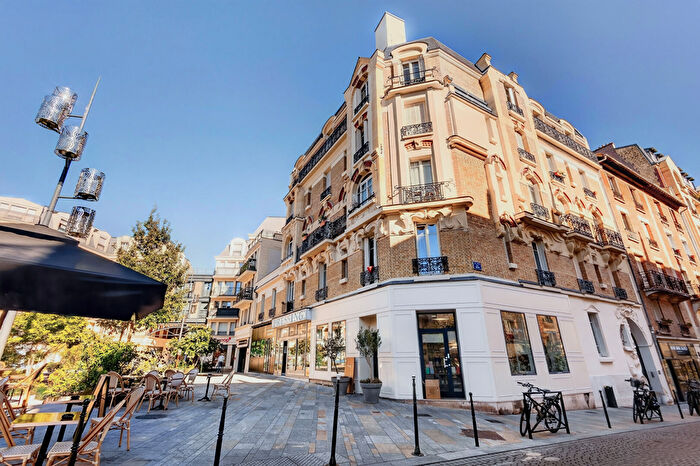 Appartement 2 pièces à Clamart, Gare, à vendre