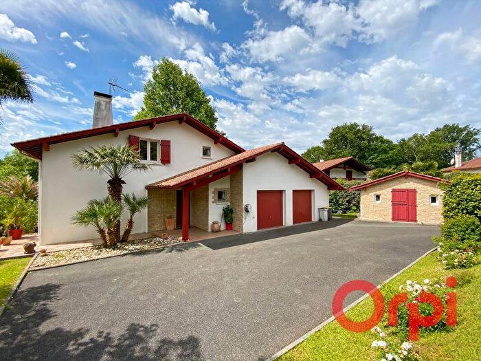 Jatxou : Maison 4 pièces à louer