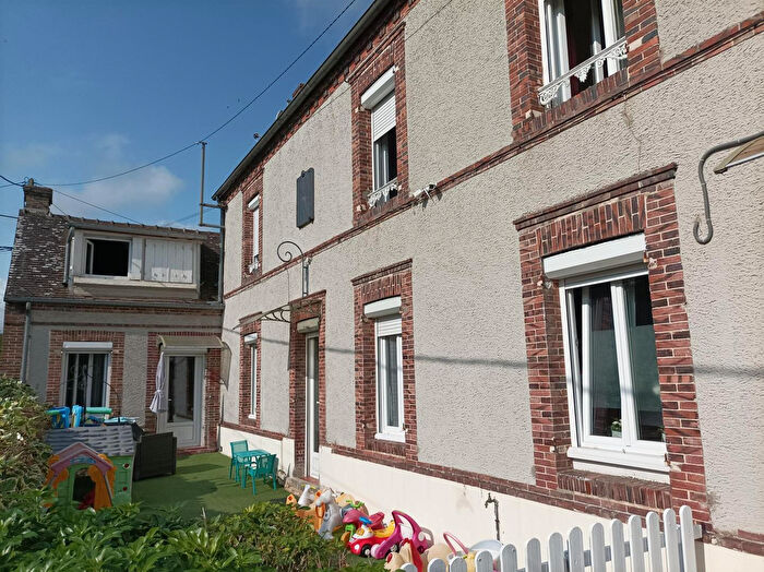 Maison à vendre - Saint-Rémy-sur-Avre - 8 pièces - 6 chambres