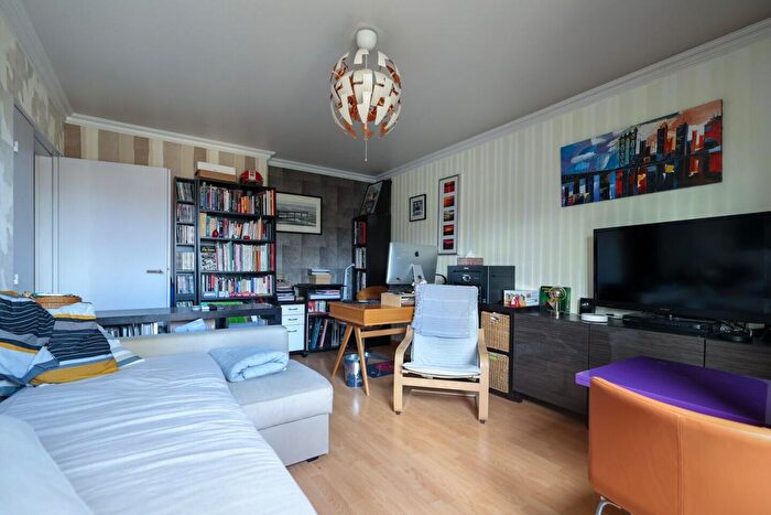 Appartement à vendre - Le Kremlin-Bicêtre, Les Barnufles, Les Glacis - 2 pièces - 1 chambre