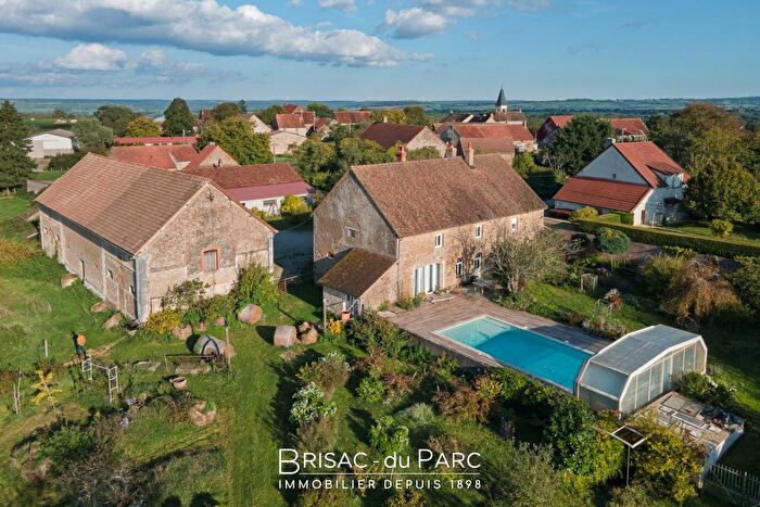 Maison à vendre - Antigny-la-Ville - 6 pièces - 3 chambres