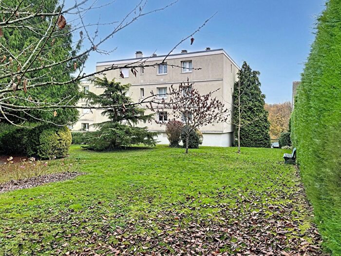 Appartement à vendre - Buc - 3 pièces - 2 chambres