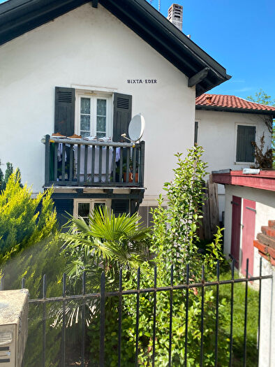Appartement 5 pièces à Cambo-les-Bains, à vendre
