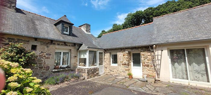 Maison à vendre - Quemper-Guézennec - 5 pièces - 2 chambres