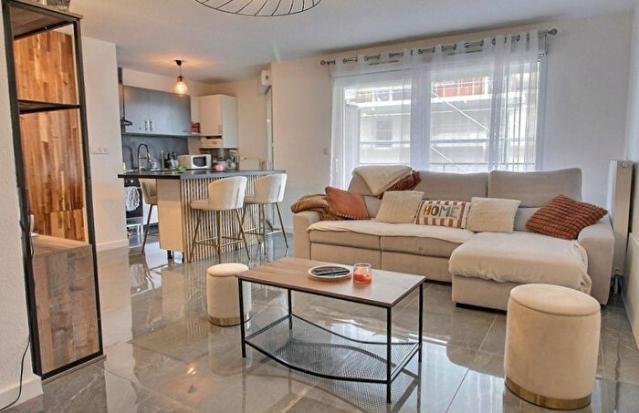 Appartement à vendre - Thonon-les-Bains, Est - 3 pièces - 2 chambres