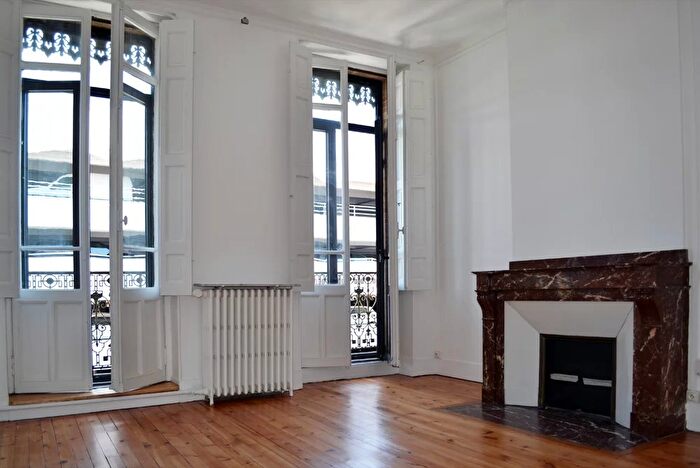 Appartement 3 pièces à Toulouse, Saint-Georges, à louer
