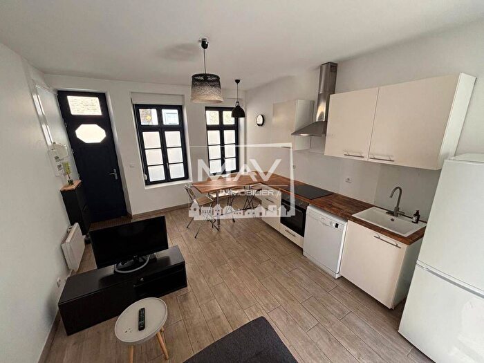 Maison 4 pièces à Centre Ville, Saint-Omer, à louer