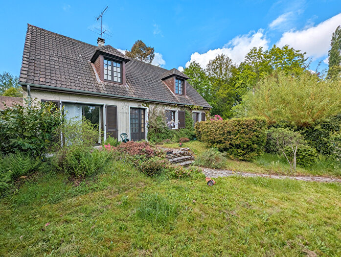 Maison 6 pièces à Les Mesnuls, à vendre