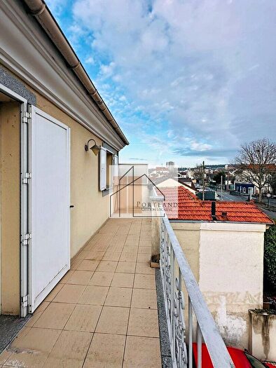 Appartement à louer - Maison Blanche, Neuilly-sur-Marne - 3 pièces - 2 chambres