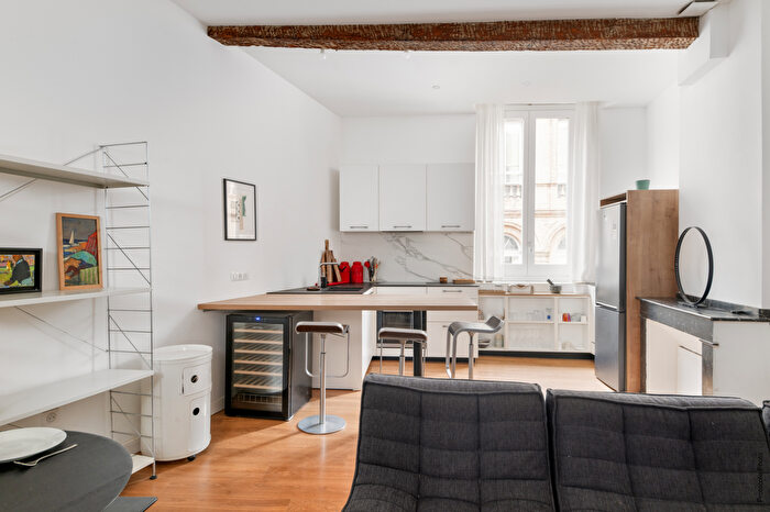 Appartement 3 pièces à Toulouse, Capitole, à louer