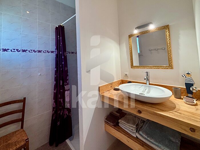 Maison à vendre - Saint-Martin-de-Londres - 5 pièces - 4 chambres
