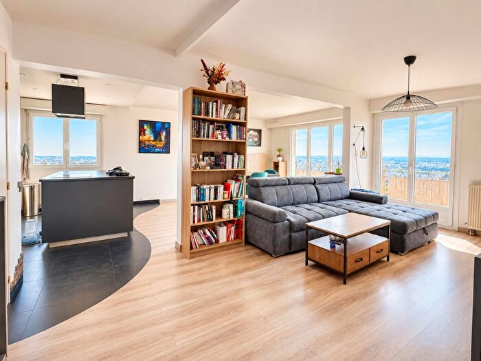 Appartement 5 pièces à vendre à Dijon, Les Péjoces