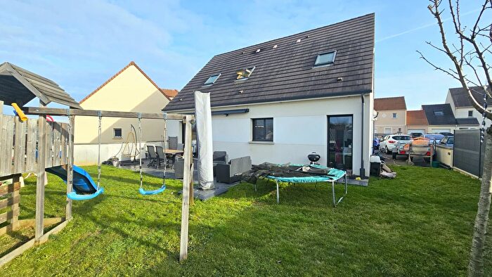 Maison à vendre - Neufmoutiers-en-Brie - 6 pièces - 4 chambres