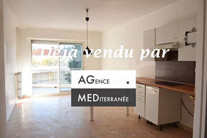 Appartement à vendre - Antibes, Juan-les-Pins, Le Cap - 3 pièces - 2 chambres