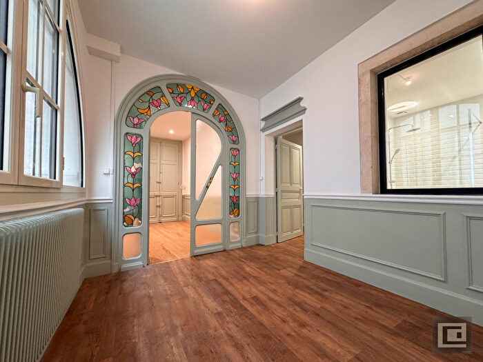 Appartement à vendre - Chalon-sur-Saône, Centre-ville - 6 pièces - 3 chambres