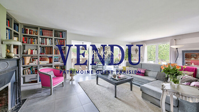 Maison à vendre - Saint-Nom-la-Bretèche - 8 pièces - 6 chambres