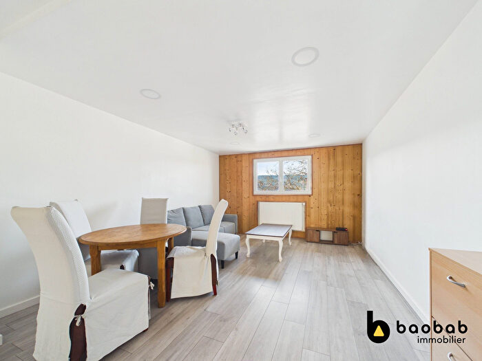 Appartement à vendre - Chambéry, Centre-ville - 4 pièces - 3 chambres