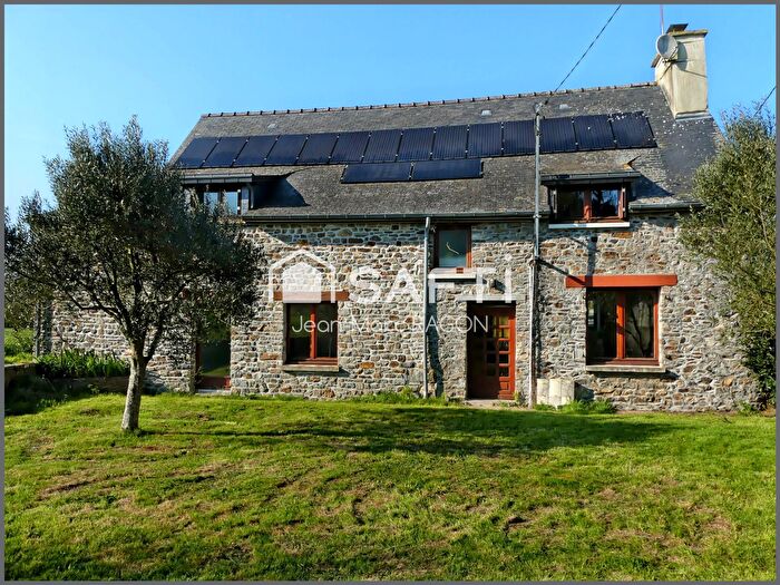 Maison à vendre - Saint-MHervé - 8 pièces - 5 chambres