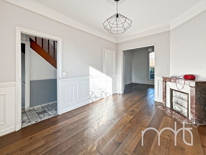 Maison à vendre - Colombes, Centre-ville - 5 pièces - 3 chambres