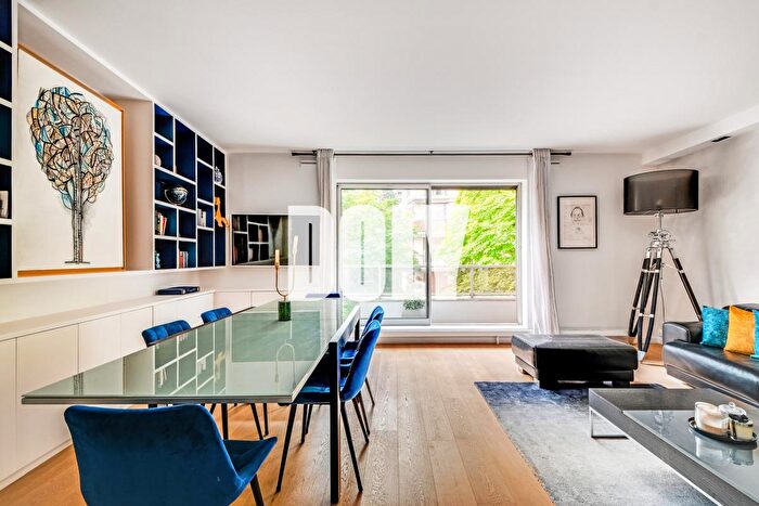 Appartement 2 pièces à vendre à Paris 16ème, Passy, Maison de la Radio, Muette-Sud