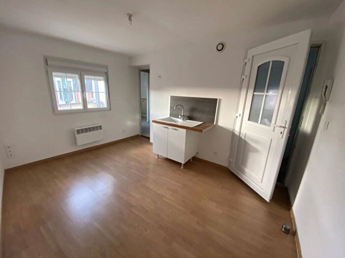Appartement à louer - Centre Ville, Saint-Quentin - 2 pièces - 1 chambre