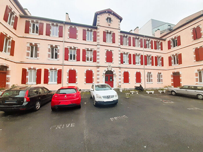 Appartement à vendre - BayonneBayonaBaiona, Arènes - 2 pièces - 1 chambre