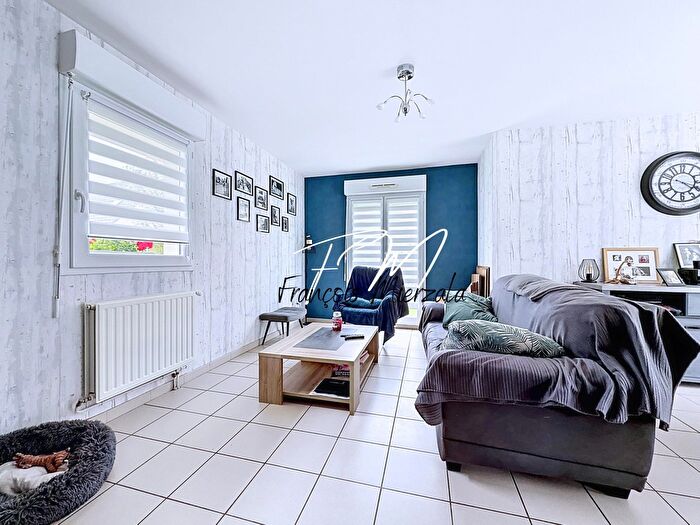 Maison 4 pièces à louer à Agny
