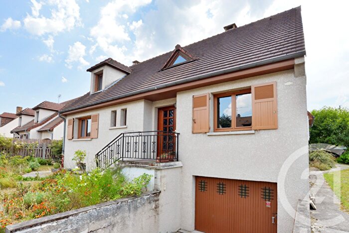 Montgeron, Saint-Hubert, Plateau, Chalandray - Maison 7 pièces à vendre